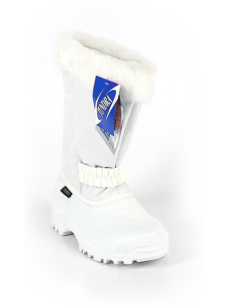 Tundra Solid White Boots Size 4 - 76% off | thredUP