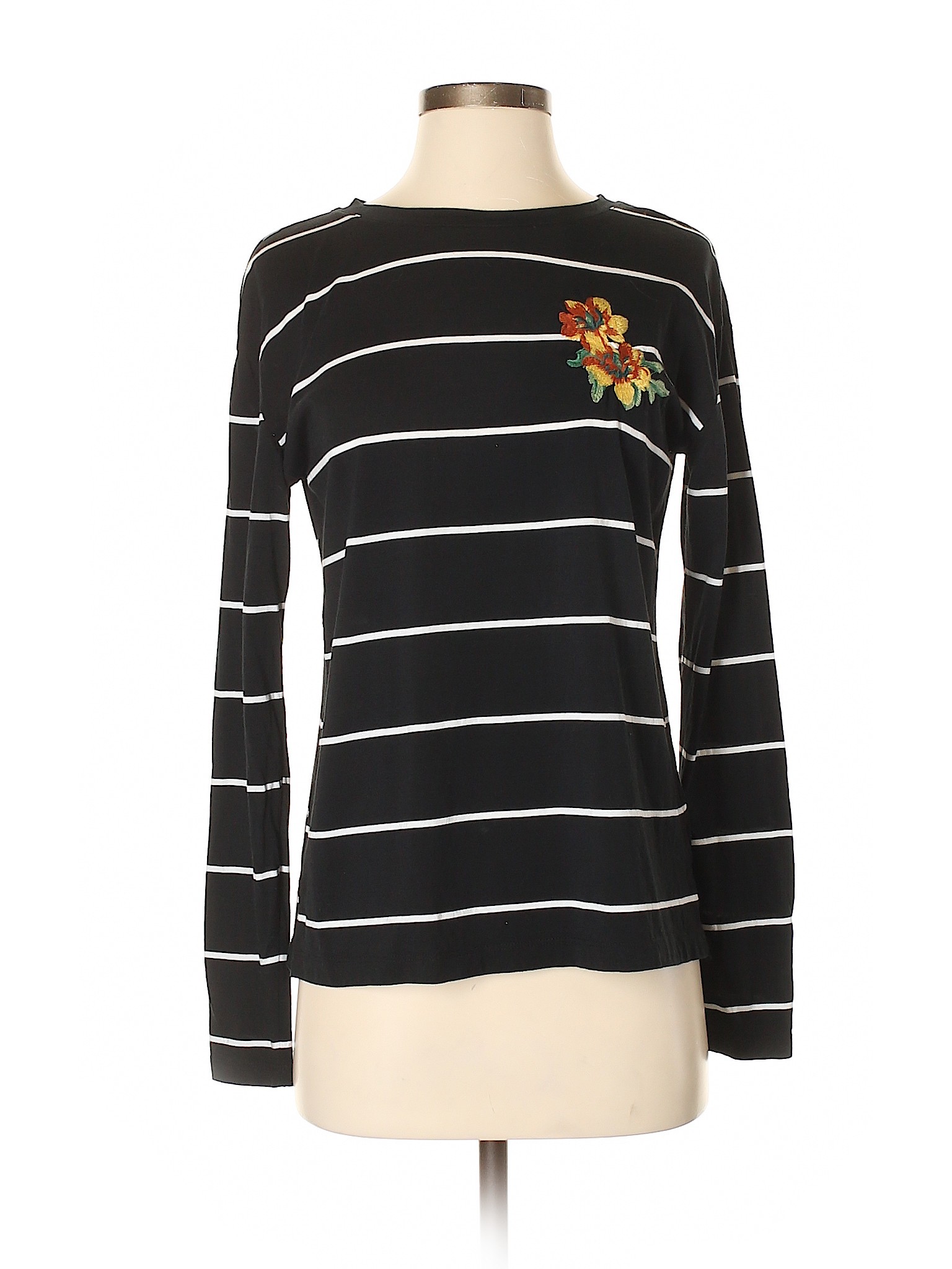 Who What Wear Stripes Black Long Sleeve T Shirt Size S 83 Off Thredup