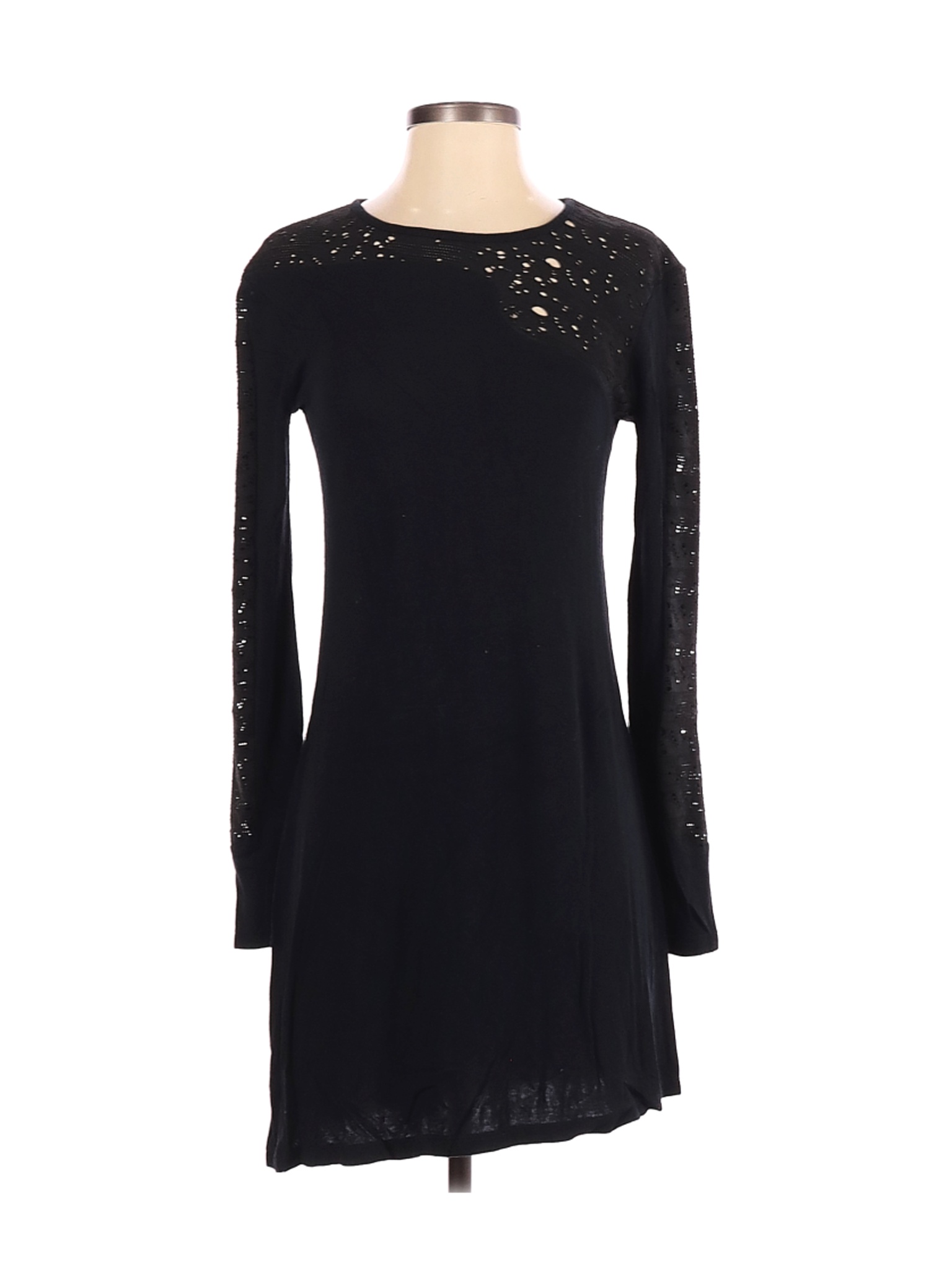 Isle Apparel Solid Black Casual Dress Size S - 66% off | thredUP