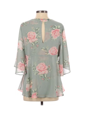 Premium Tops: New & Used On Sale Up To 90% Off | thredUP