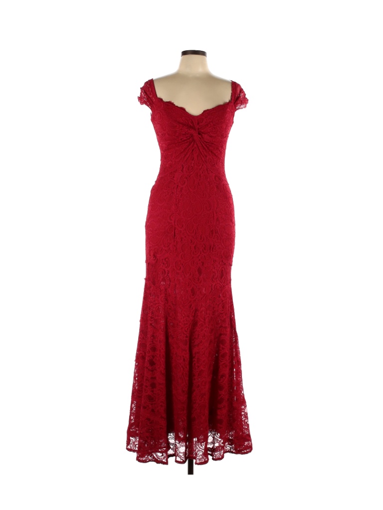 Nicole Miller Solid Red Red Tempted By You Gown Size 10 - 94% off | thredUP Nicole Miller Solid Red Red Tempted By You Gown Size 10 - 94% off | thredUP