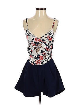 Papaya Women's Clothing On Sale Up To 90% Off Retail | thredUP