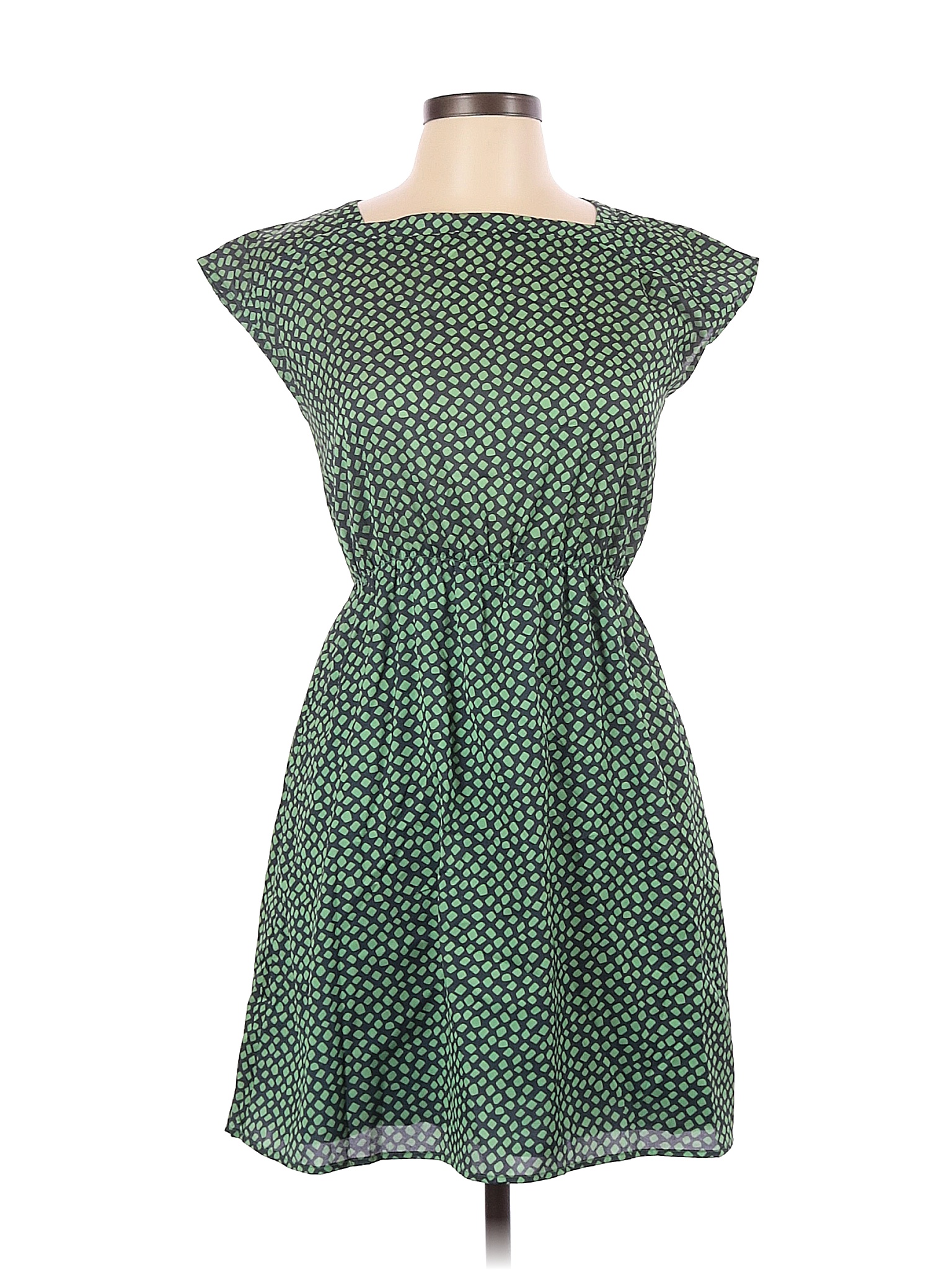 Emmelee 100 Polyester Green Casual Dress Size S 85 Off Thredup