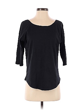 Fabletics Women's T-Shirts On Sale Up To 90% Off Retail | thredUP