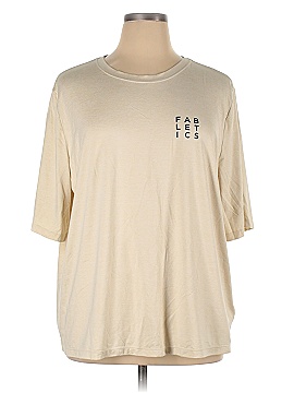 Fabletics Women's T-Shirts On Sale Up To 90% Off Retail | thredUP