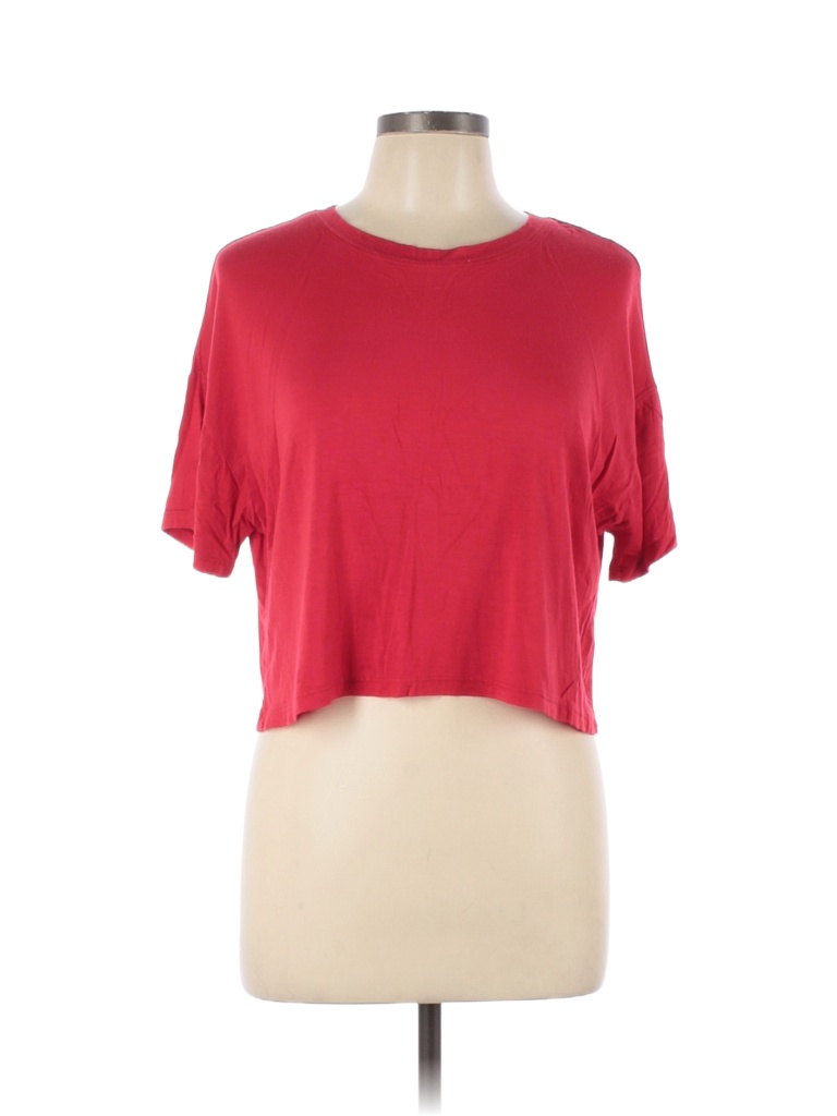 Mandee Solid Colored Red Short Sleeve T-Shirt Size M - 60% off | thredUP