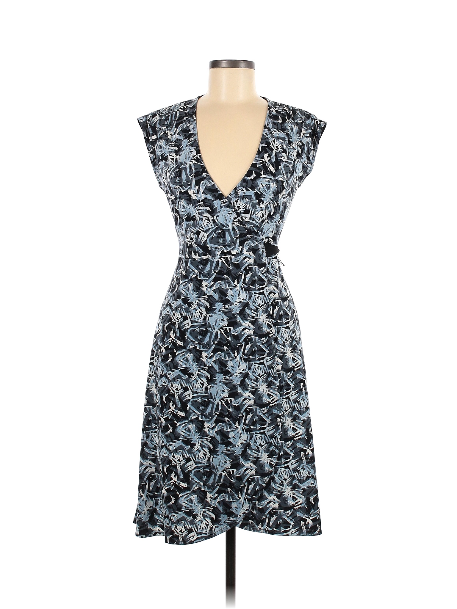 BCBGMAXAZRIA Floral Multi Color Blue Casual Dress Size XS - 89% off ...