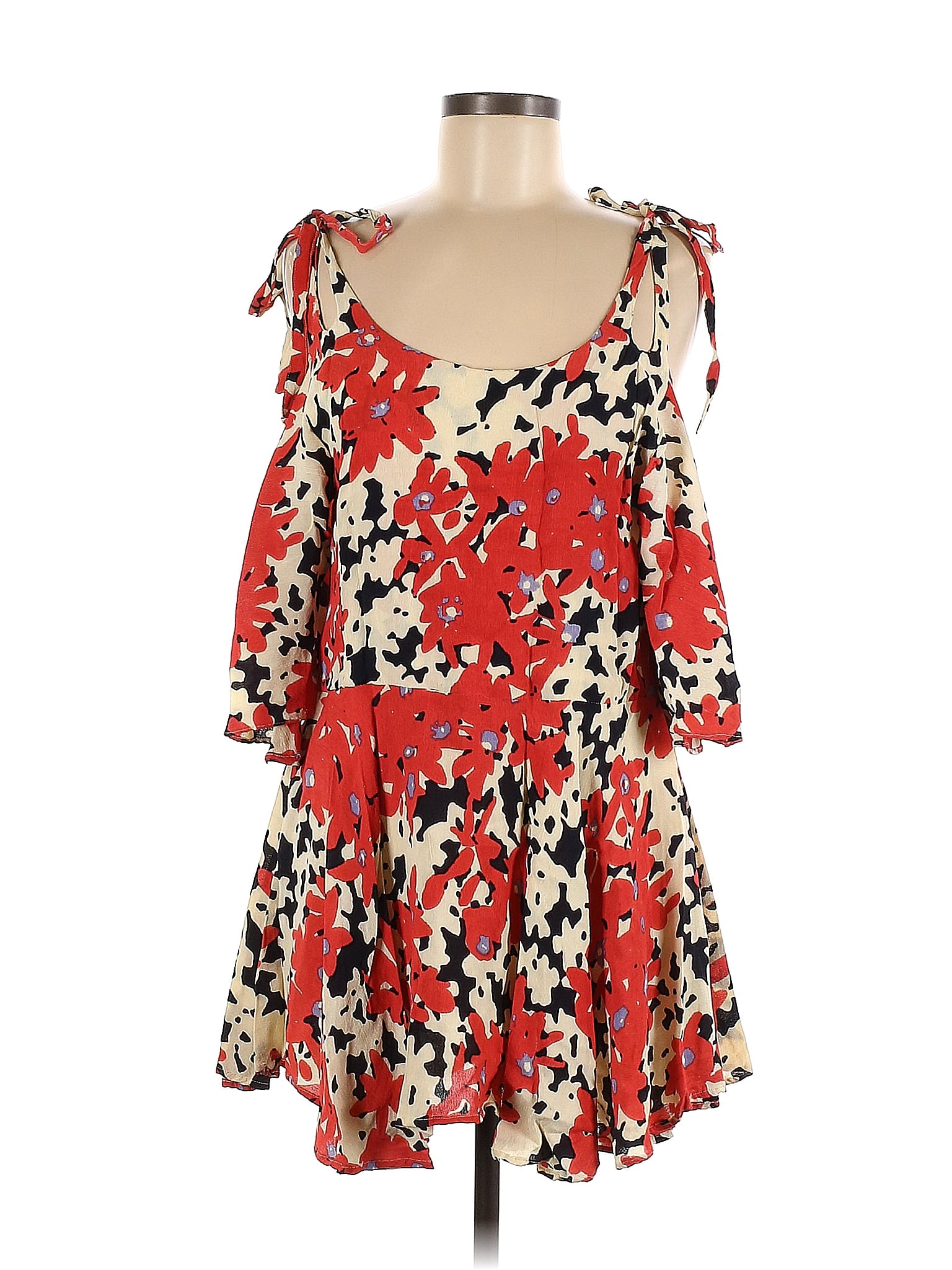 Fp One 100 Rayon Floral Red Short Sleeve Blouse Size S 68 Off Thredup