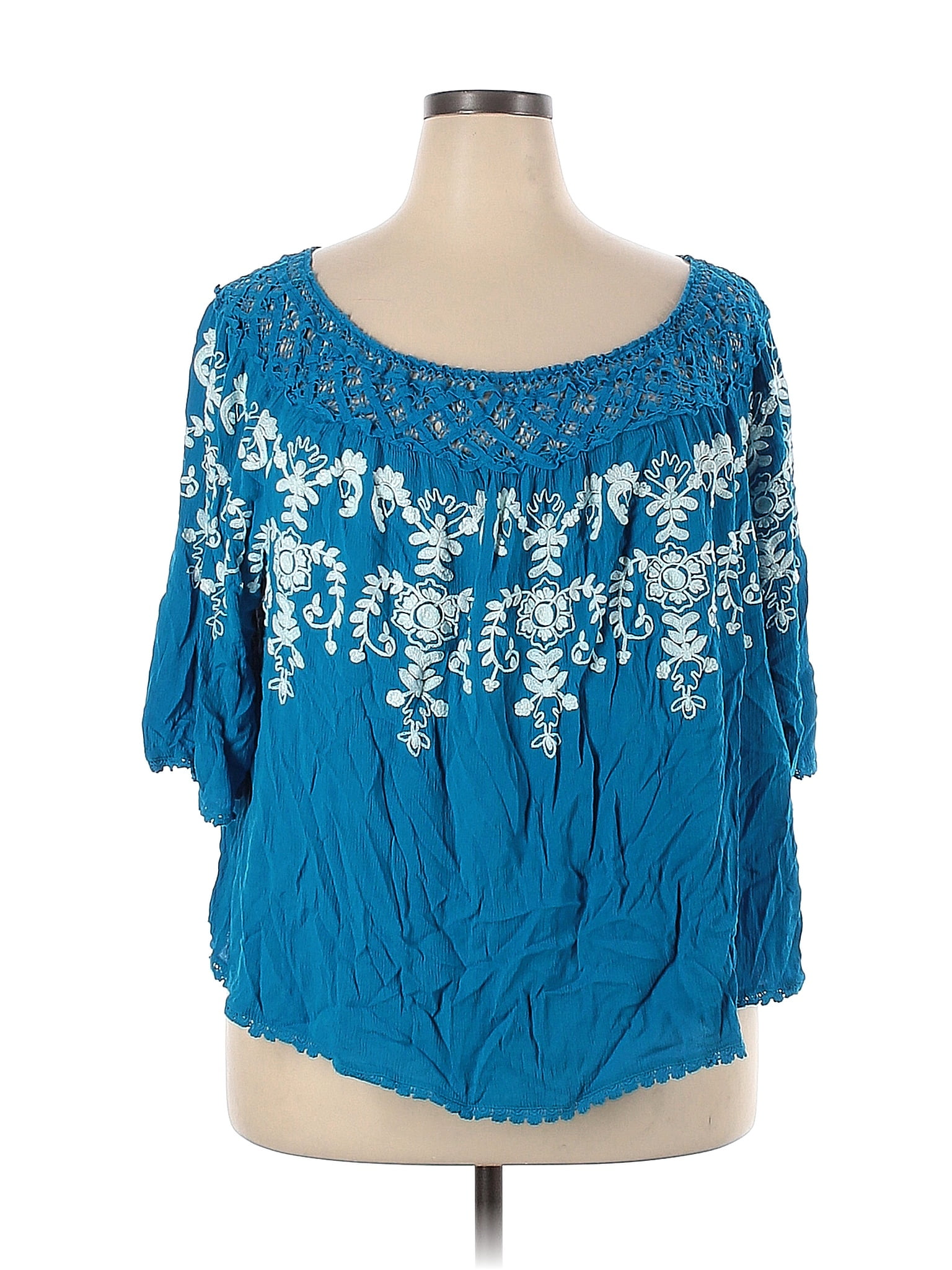 Curations 100 Viscose Floral Blue Short Sleeve Blouse Size 2x Plus