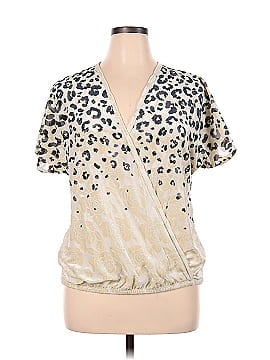 Vocal Plus-Sized Tops On Sale Up To 90% Off Retail | ThredUp