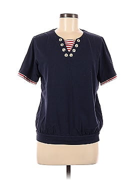 Vicki Wayne's Women's Tops On Sale Up To 90% Off Retail | ThredUp
