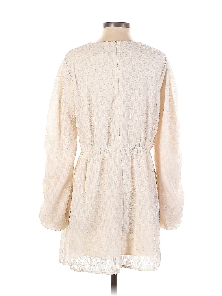 Veiled Collection Women's Clothing On Sale Up To 90% Off Retail | ThredUp