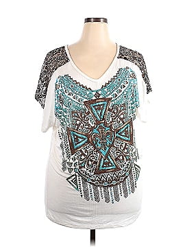 Vocal Plus-Sized Tops On Sale Up To 90% Off Retail | ThredUp