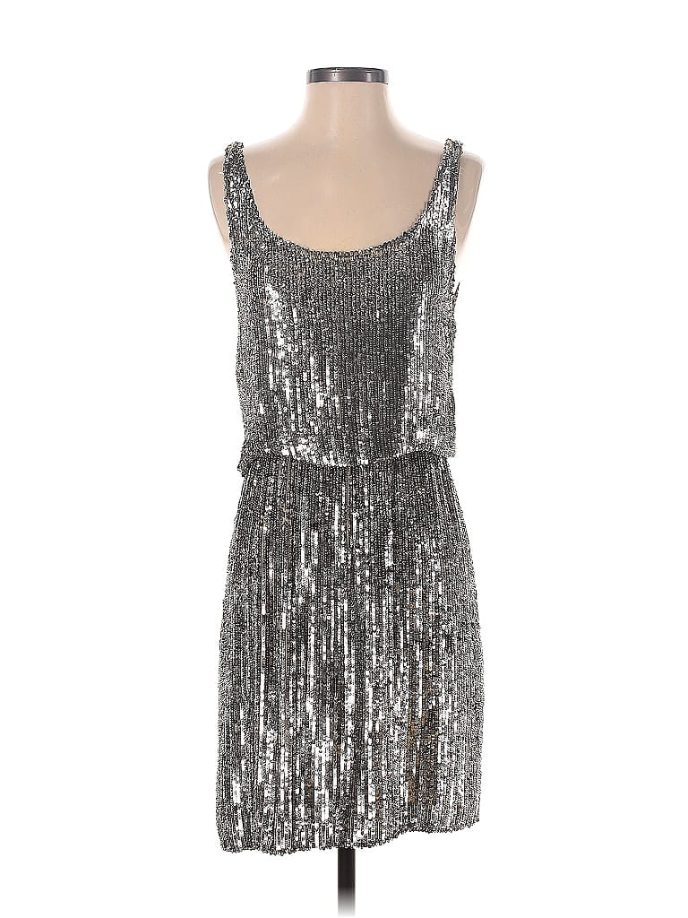 Alice + Olivia 100% Silk Metallic Silver Cocktail Dress Size 4 - 81% ...