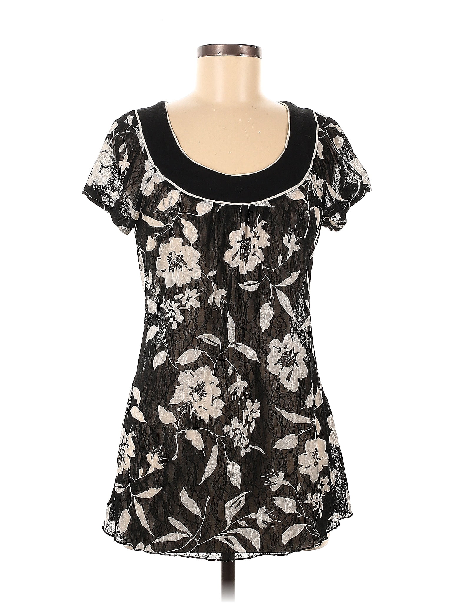 Maurices Color Block Floral Black Short Sleeve Blouse Size M 37 Off