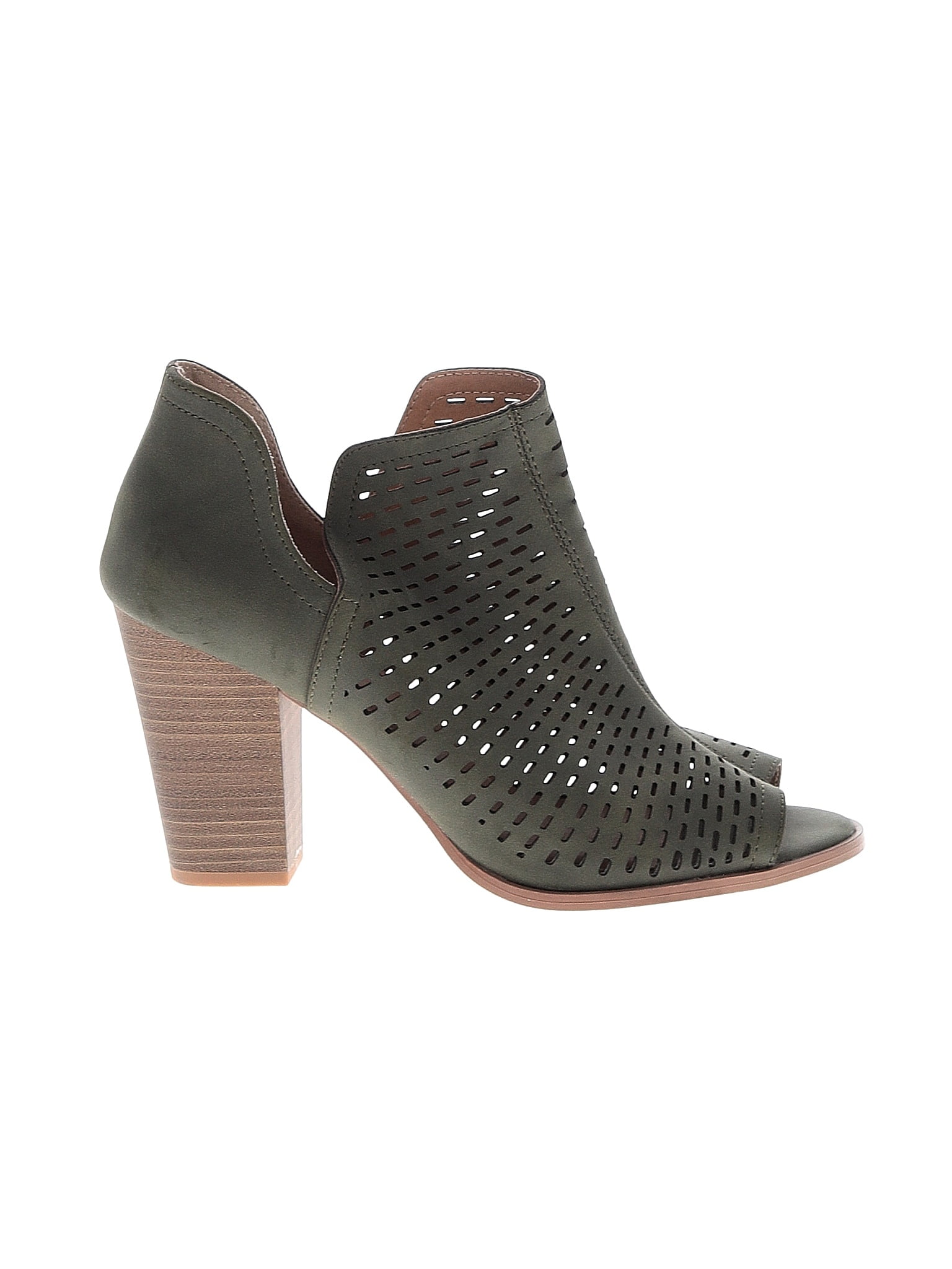 Restricted Shoes Solid Green Heels Size 9 1/2 - 65% off | ThredUp