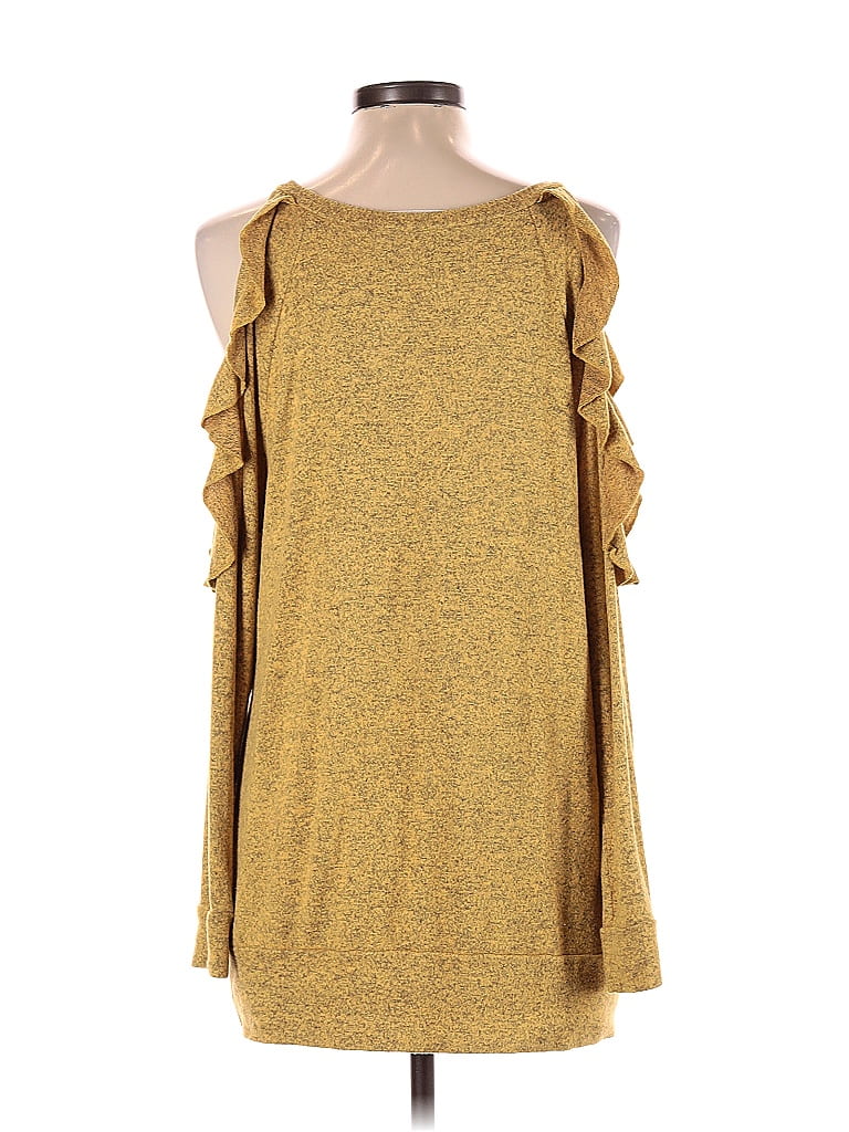 Coco And Main Women's Tops On Sale Up To 90% Off Retail | ThredUp