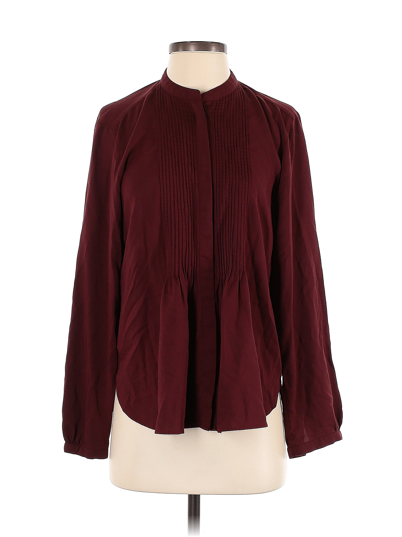 Uniqlo Women's Tops On Sale Up To 90% Off Retail | ThredUp