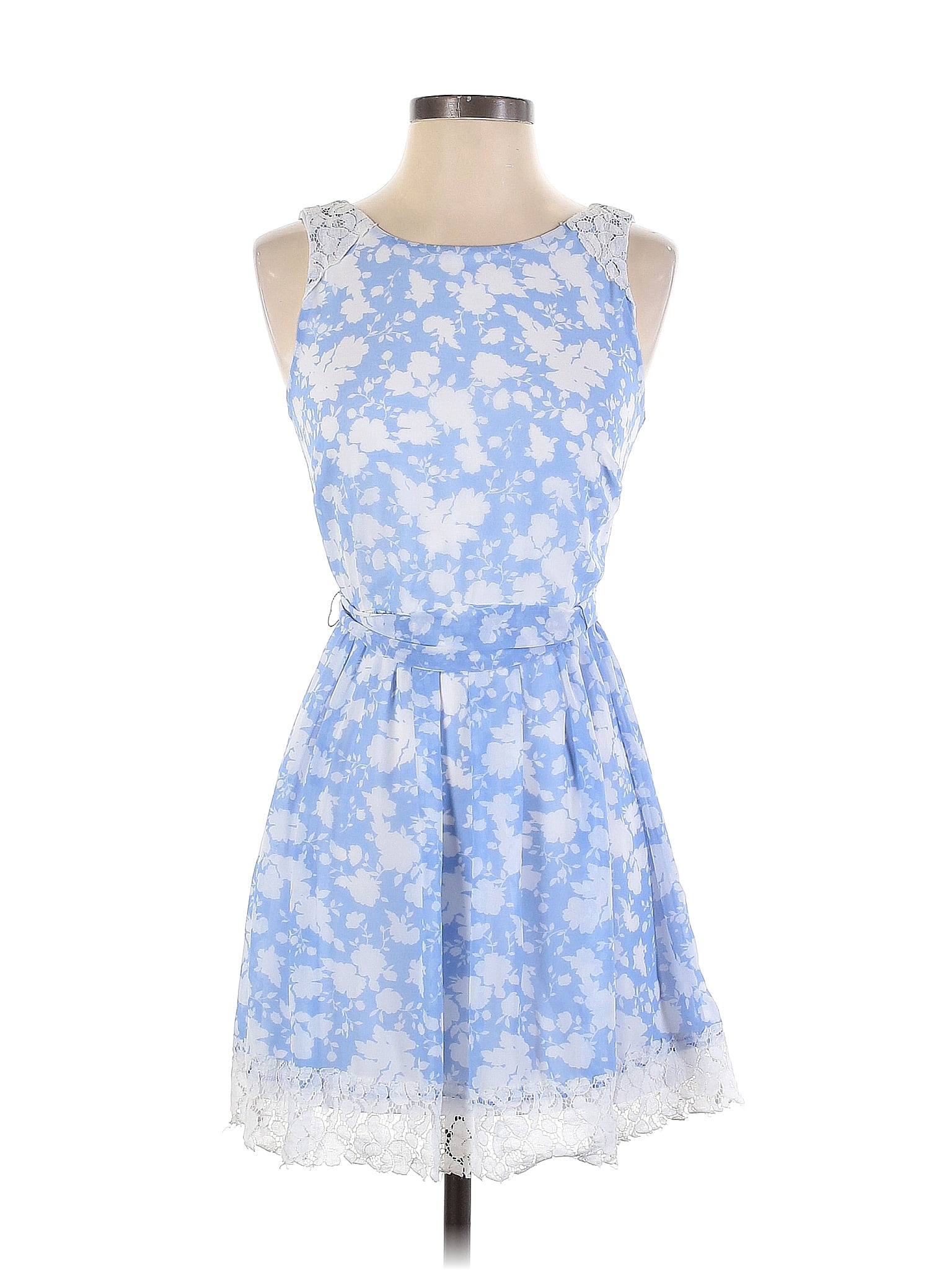 Disney Floral Blue Casual Dress Size S 47 Off Thredup