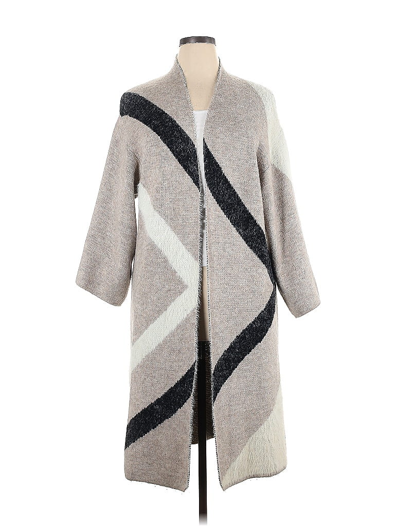 Akemi + Kin Gray Cardigan Size 1X (Estimated) (Plus) - 37% off | ThredUp