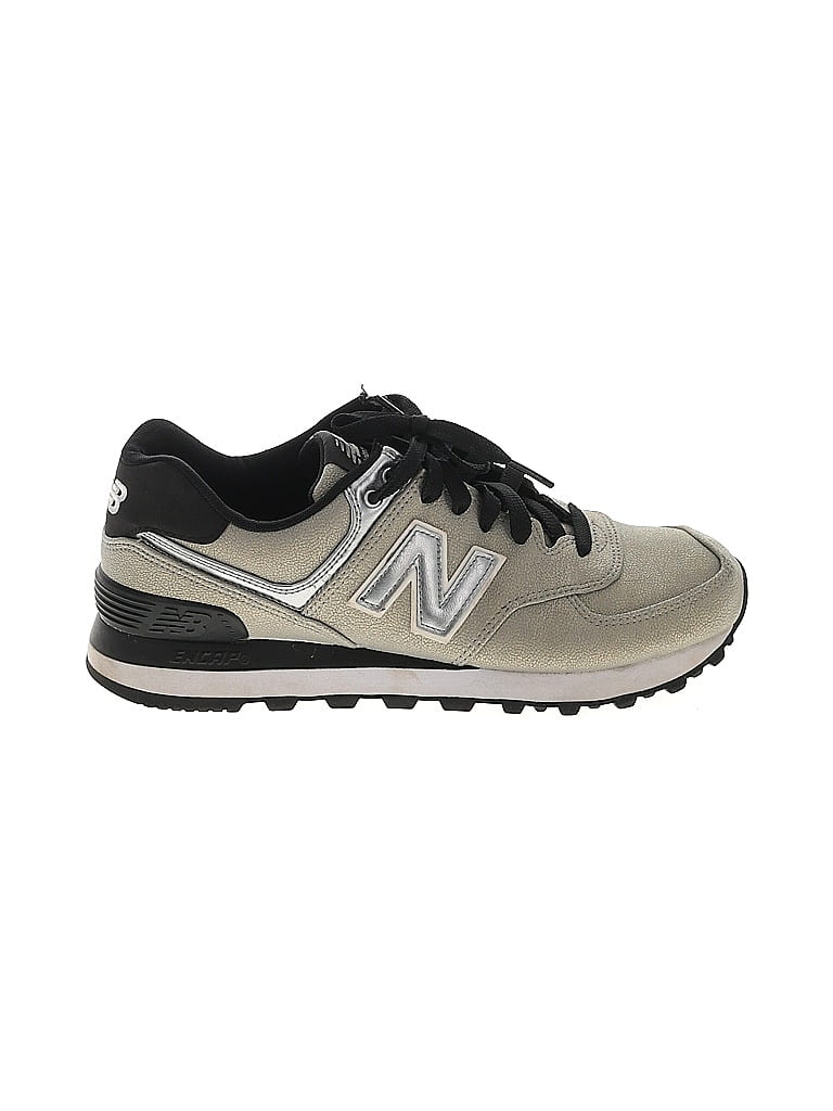 New Balance Gray Sneakers Size 8 1/2 - 59% off | ThredUp