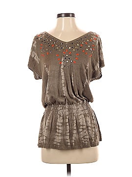 Cache Women's Tops On Sale Up To 90% Off Retail | ThredUp