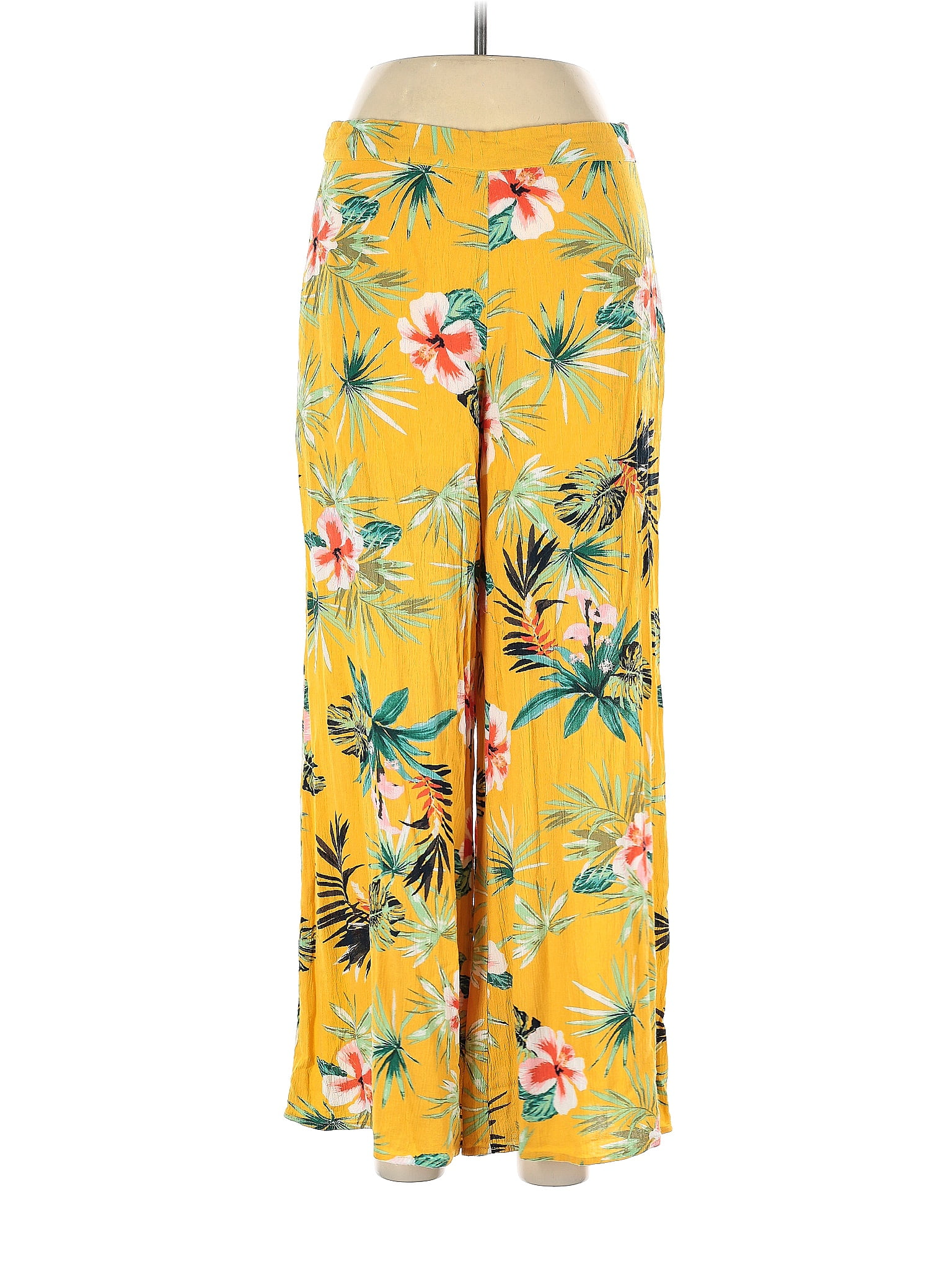 MadRag Women's Clothing On Sale Up To 90% Off Retail | ThredUp