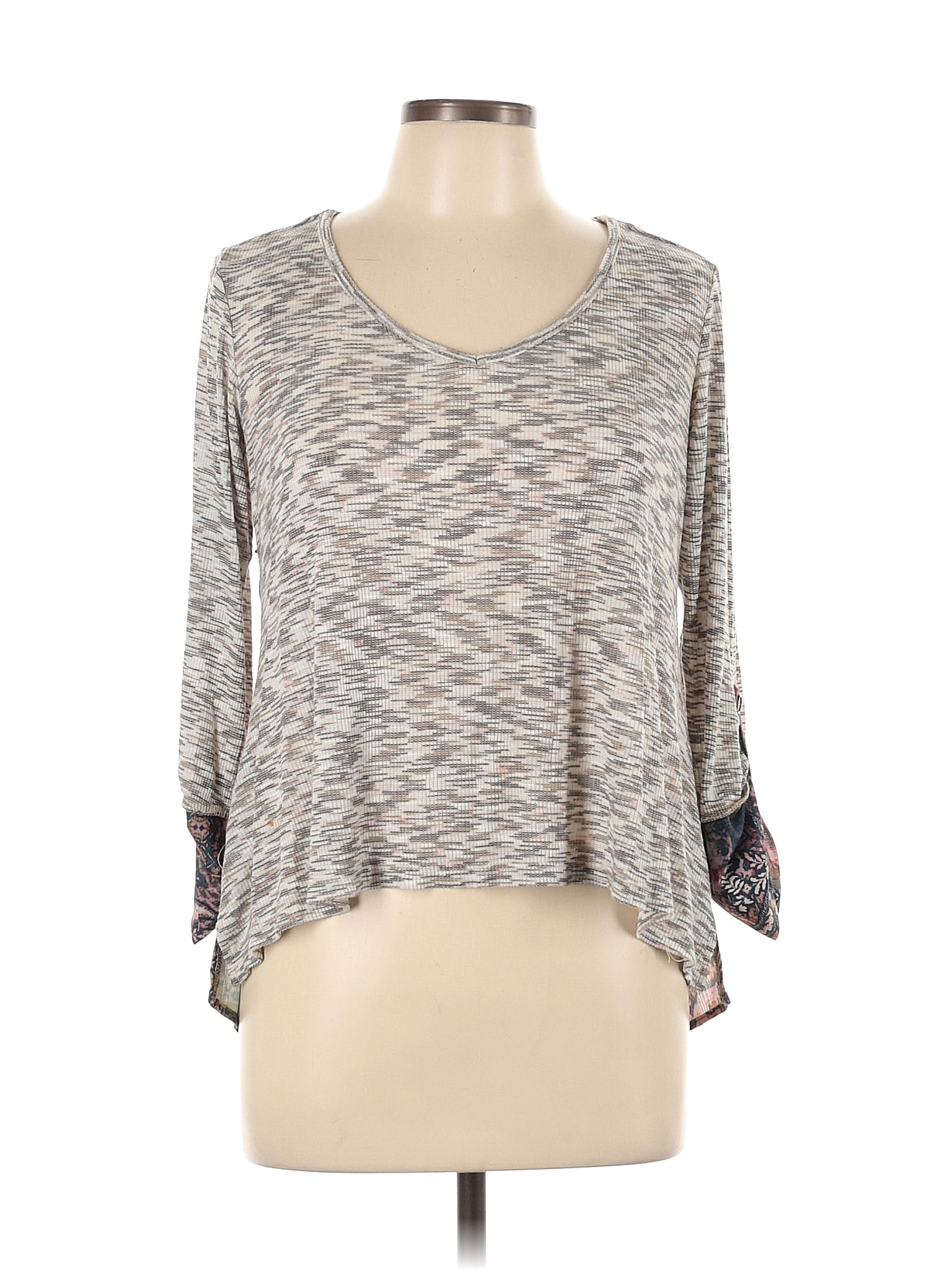 One World Women's Clothing On Sale Up To 90% Off Retail | ThredUp