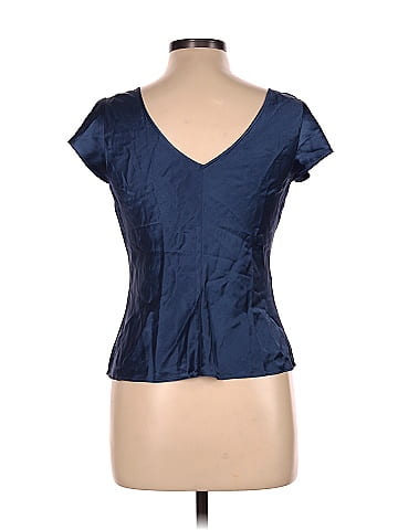 Women's Tops: New & Used On Sale Up To 90% Off | ThredUp