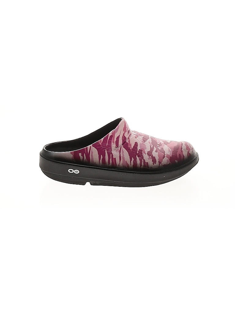 Oofos Camo Pink Mule/Clog Size 8 - 60% off | ThredUp