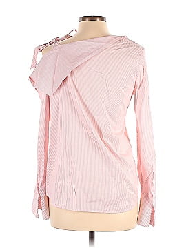 Nordstrom Signature Premium Tops On Sale Up To 90% Off Retail | ThredUp