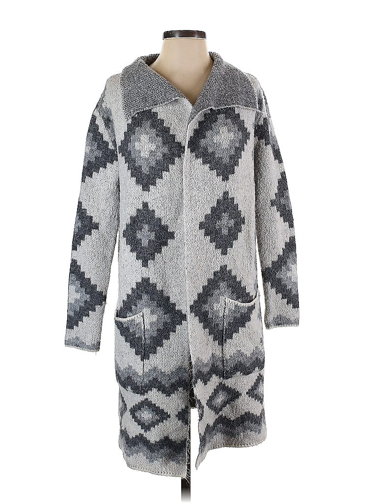Absolutely Famous Gray Cardigan Size S - 56% off | ThredUp