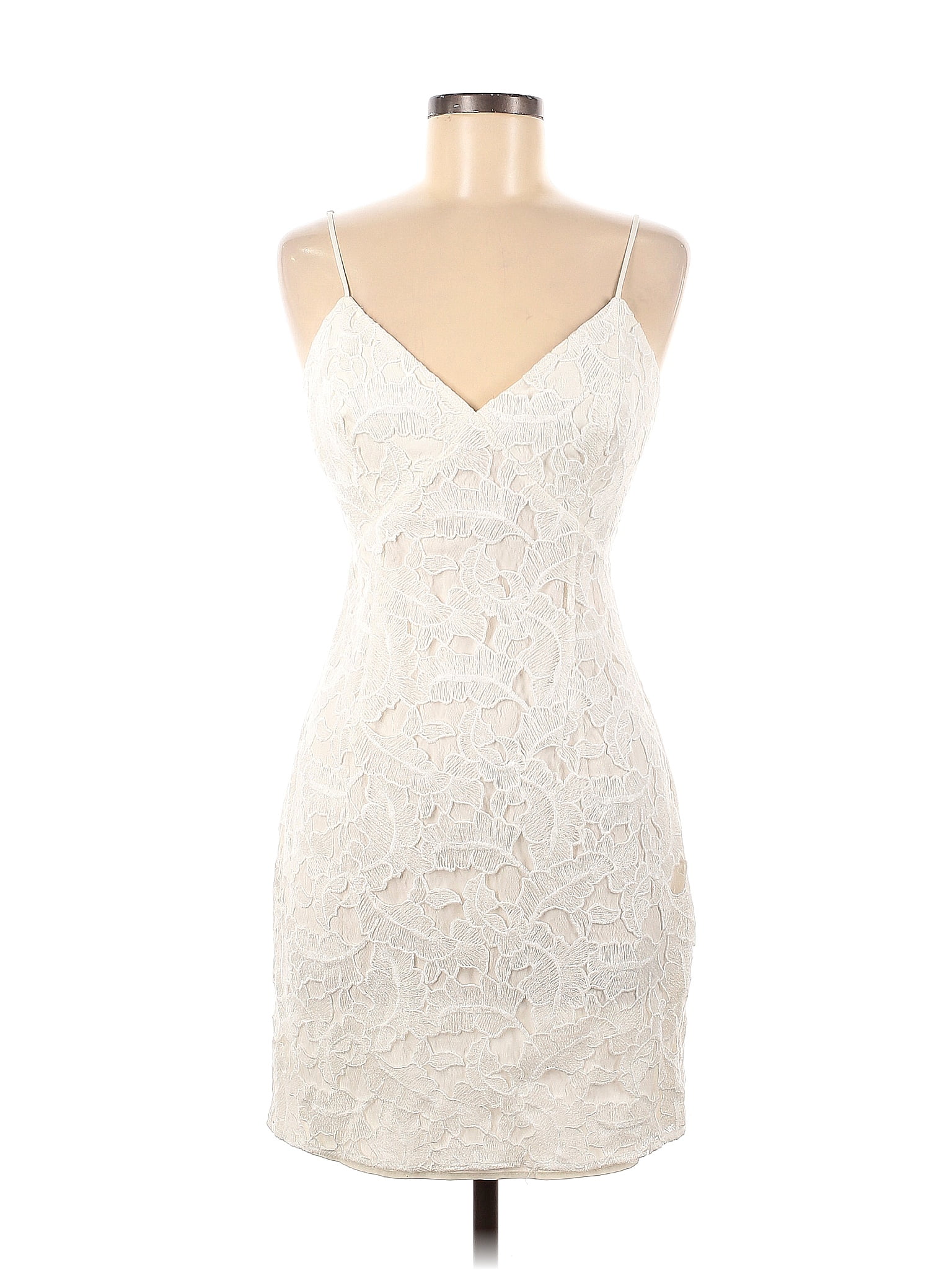 Guess Ivory Cocktail Dress Size 6 - 75% off | ThredUp