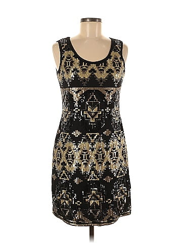 Cache Women's Clothing On Sale Up To 90% Off Retail | ThredUp