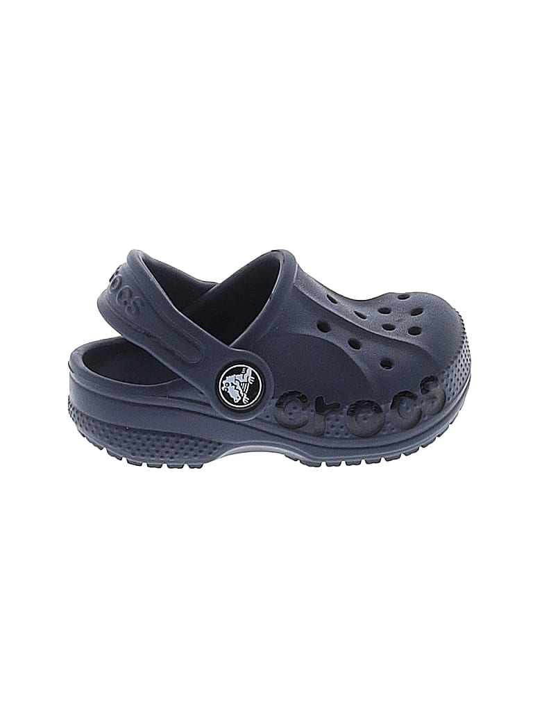 Crocs Blue Clogs Size 4 - 44% off | ThredUp