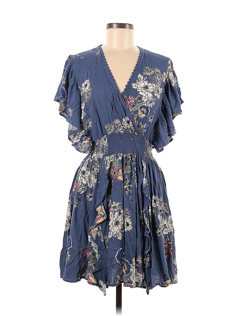 Angie 100% Rayon Floral Blue Casual Dress Size M - 58% off | ThredUp