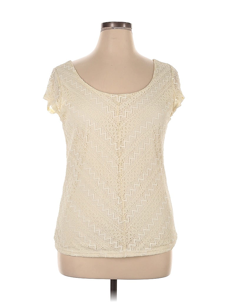 Maria Gabrielle Ivory Short Sleeve Top Size XL - 43% off | ThredUp