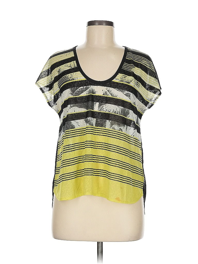 Kenneth Cole New York Women's Tops On Sale Up To 90% Off Retail | ThredUp