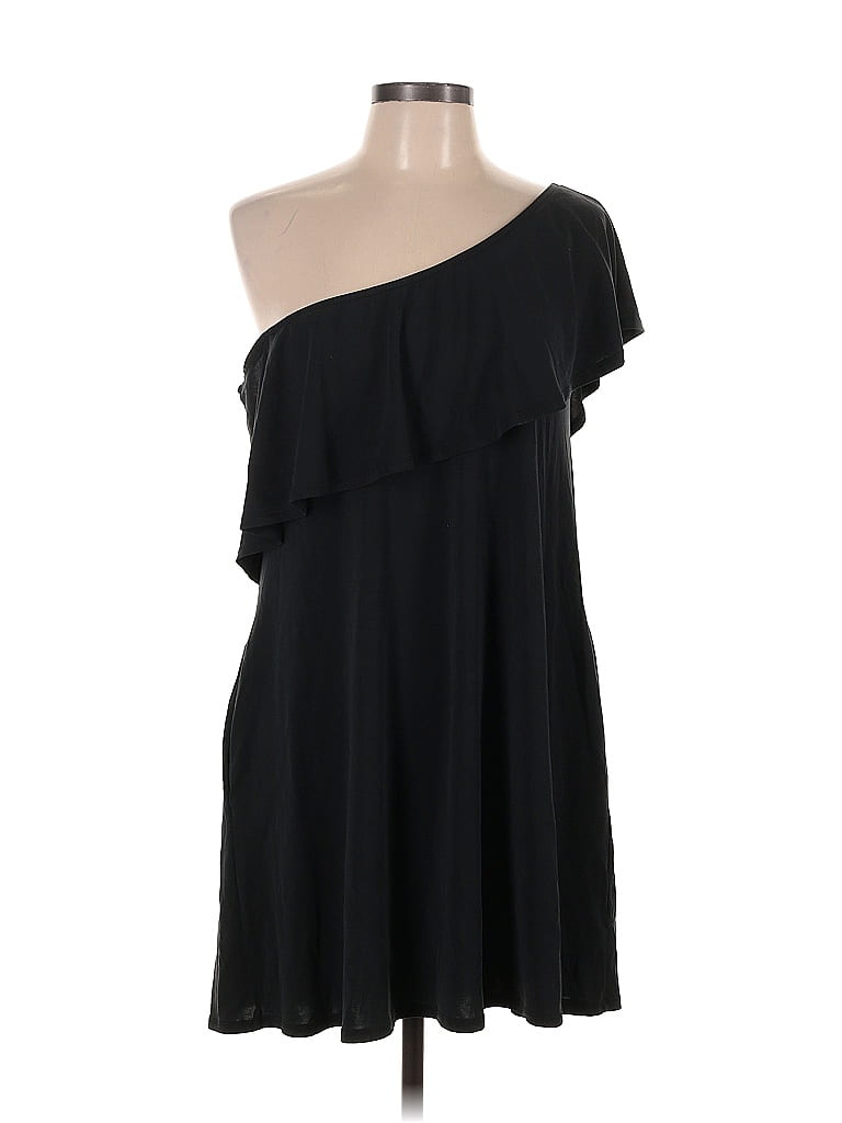 Socialite Solid Black Cocktail Dress Size L - 52% off | ThredUp
