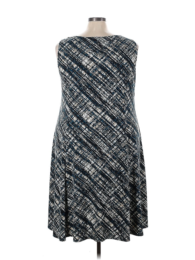 DressBarn Plus-Sized Dresses On Sale Up To 90% Off Retail | ThredUp