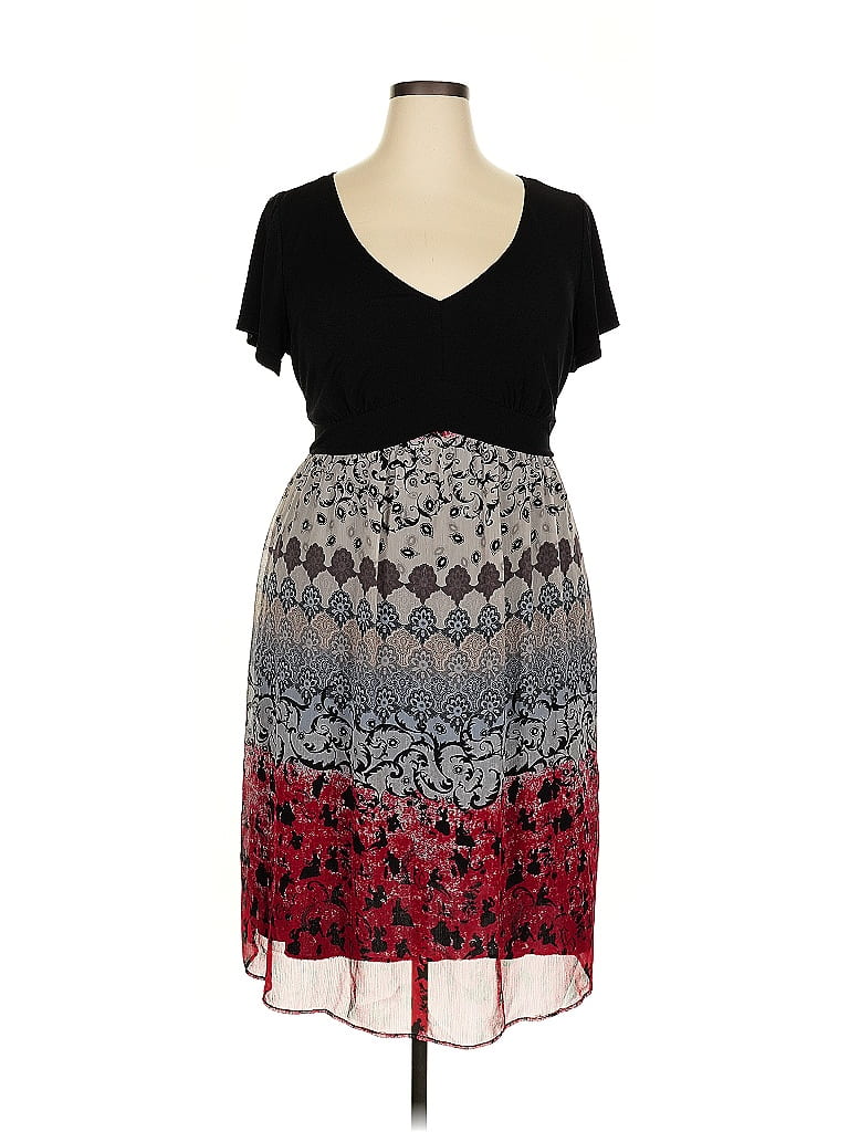 DressBarn Plus-Sized Dresses On Sale Up To 90% Off Retail | ThredUp