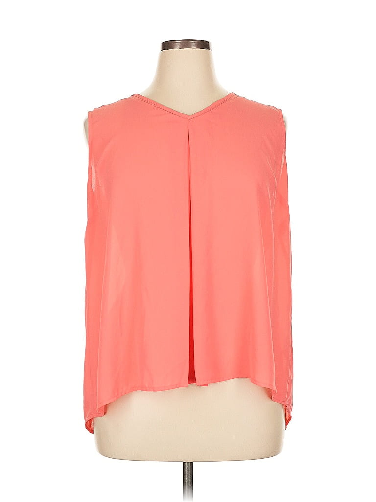 Violet & Claire Women's Tops On Sale Up To 90% Off Retail | ThredUp