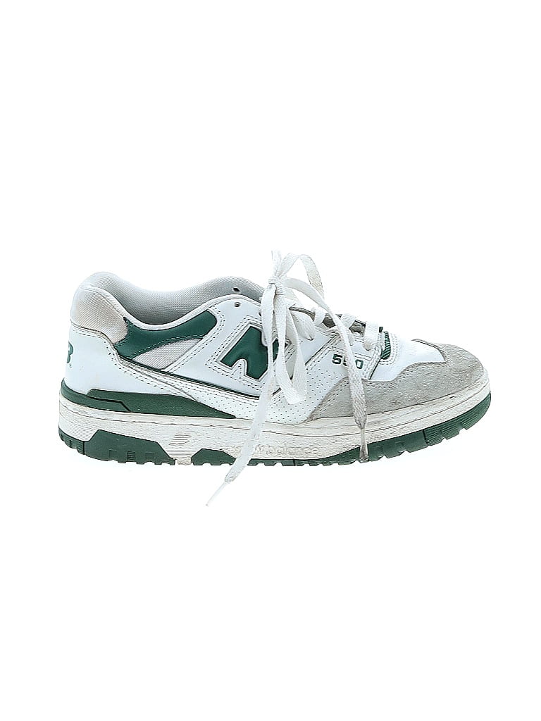 New Balance White Green Sneakers Size 5 1/2 - 63% off | ThredUp