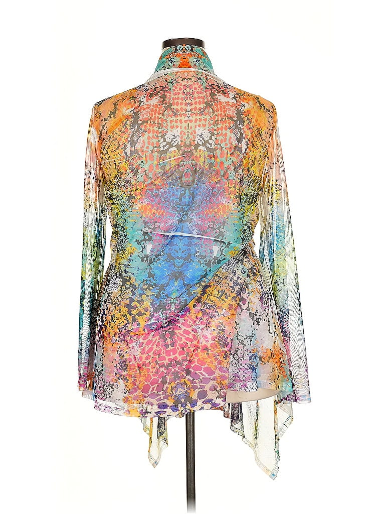 The Pyramid Collection Women's Tops On Sale Up To 90% Off Retail | ThredUp