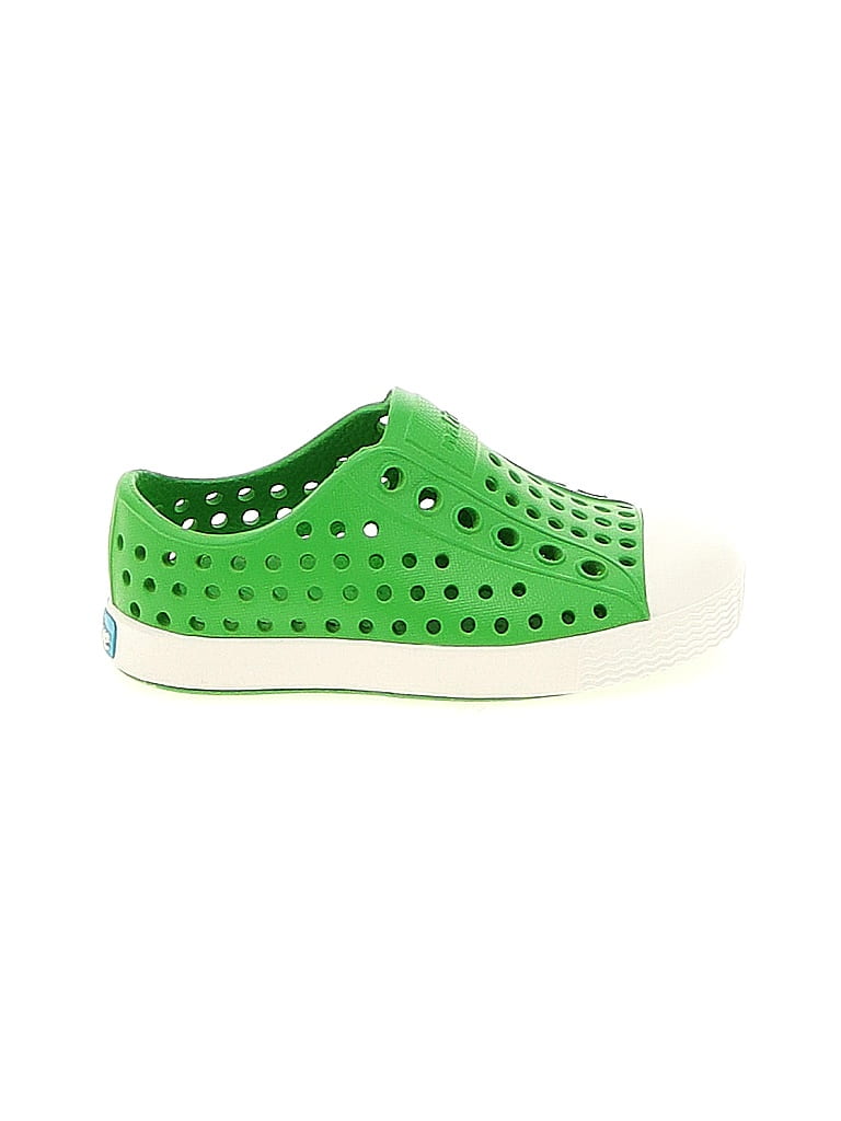 Native Green Water Shoes Size 4 - 29% off | ThredUp