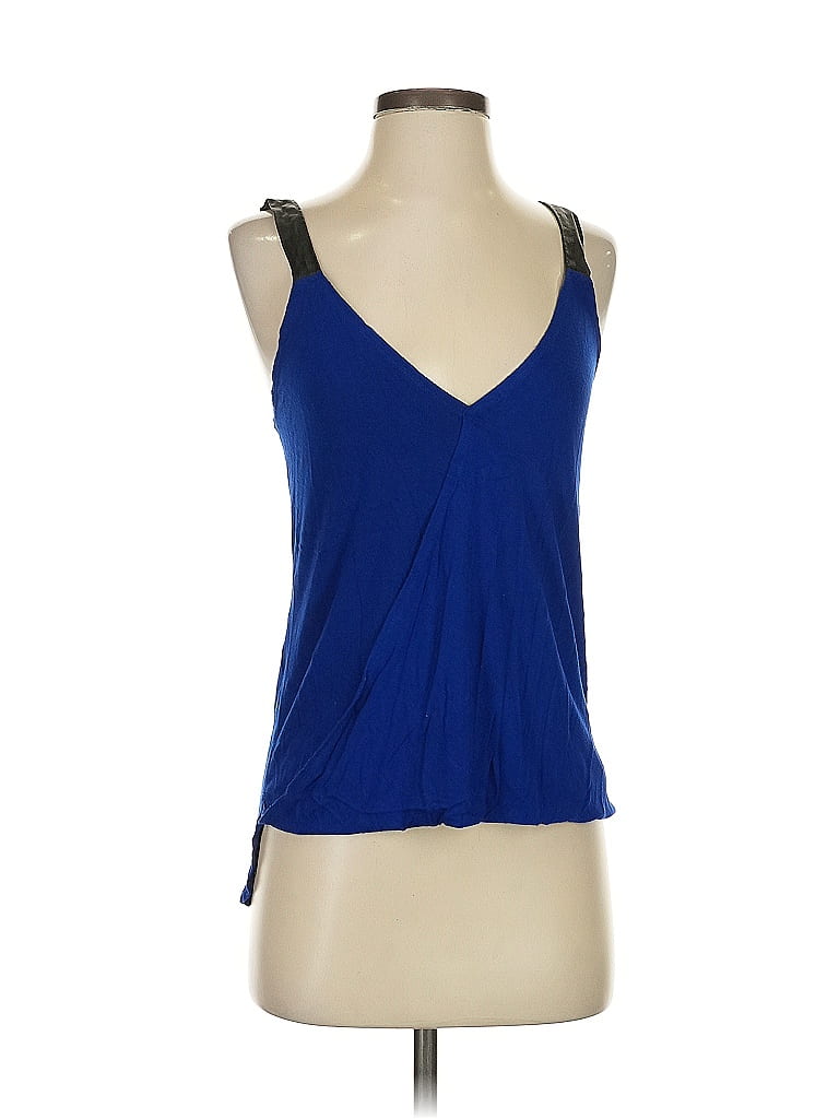 National Women's Clothing On Sale Up To 90% Off Retail | ThredUp