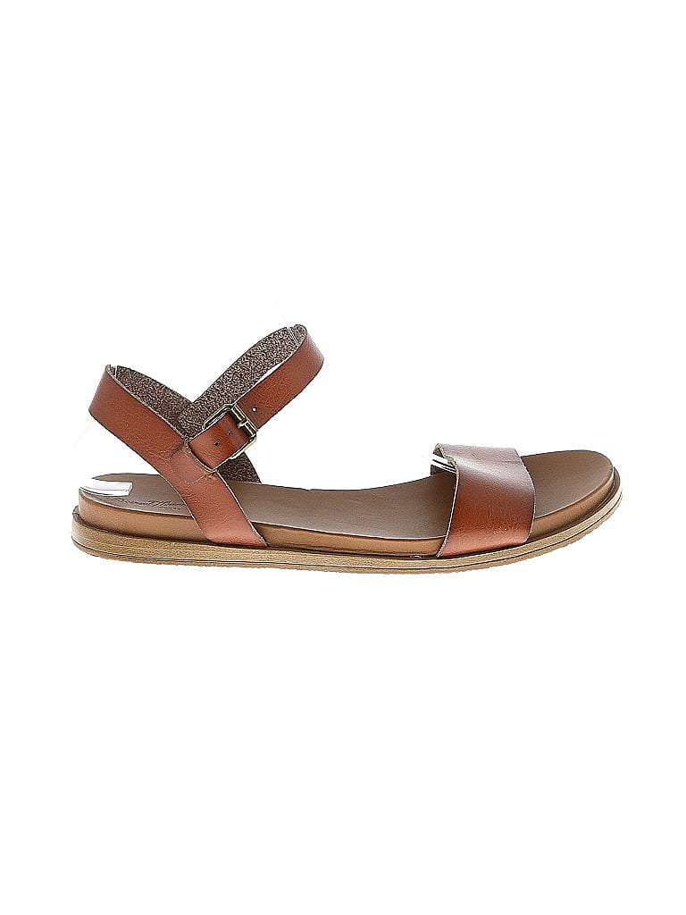 Universal Thread Brown Sandals Size 8 1/2 - 15% off | ThredUp