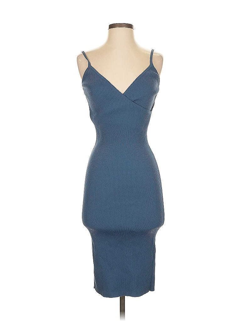 Guess Solid Blue Cocktail Dress Size XS - 75% off | ThredUp