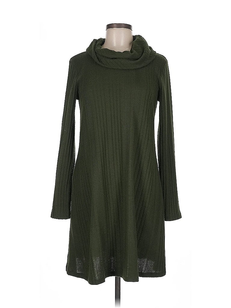 Nine Britton Green Turtleneck Sweater Size M - 71% off | ThredUp