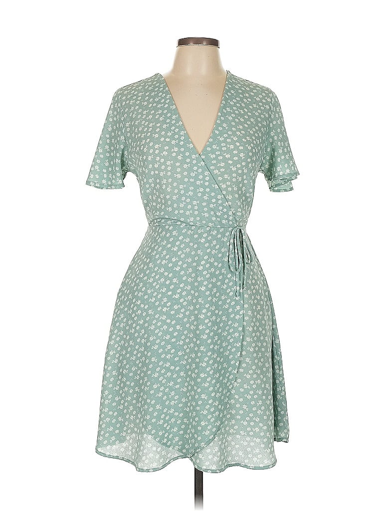 Monteau Women's Clothing On Sale Up To 90% Off Retail | ThredUp